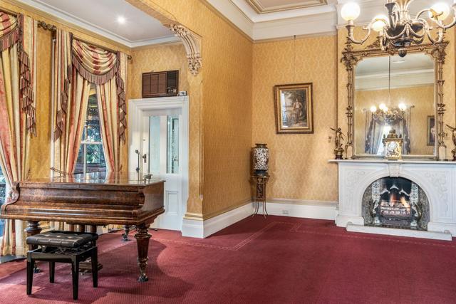 Melbourne's Ascot House on the market with price hopes of more than $8 ...