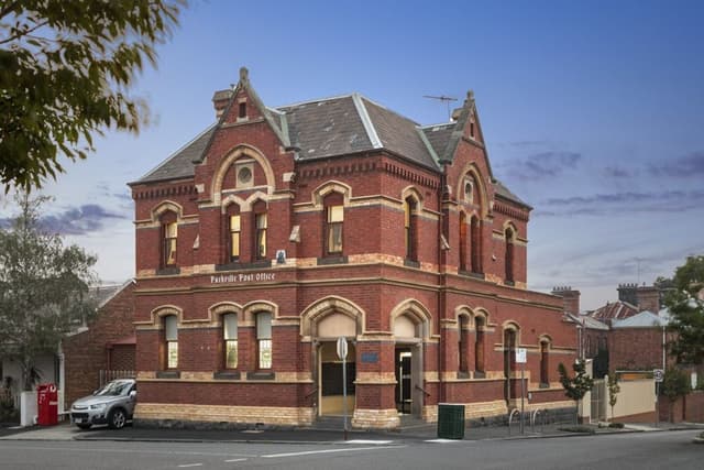 "Once in a lifetime": Old Parkville post office delivers unique ...