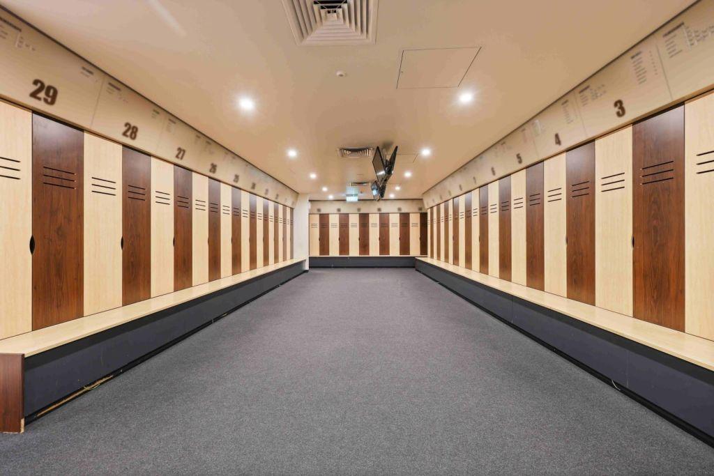 Hawthorn FC's Waverley Park is set for a final blockbuster as three interested groups swoop